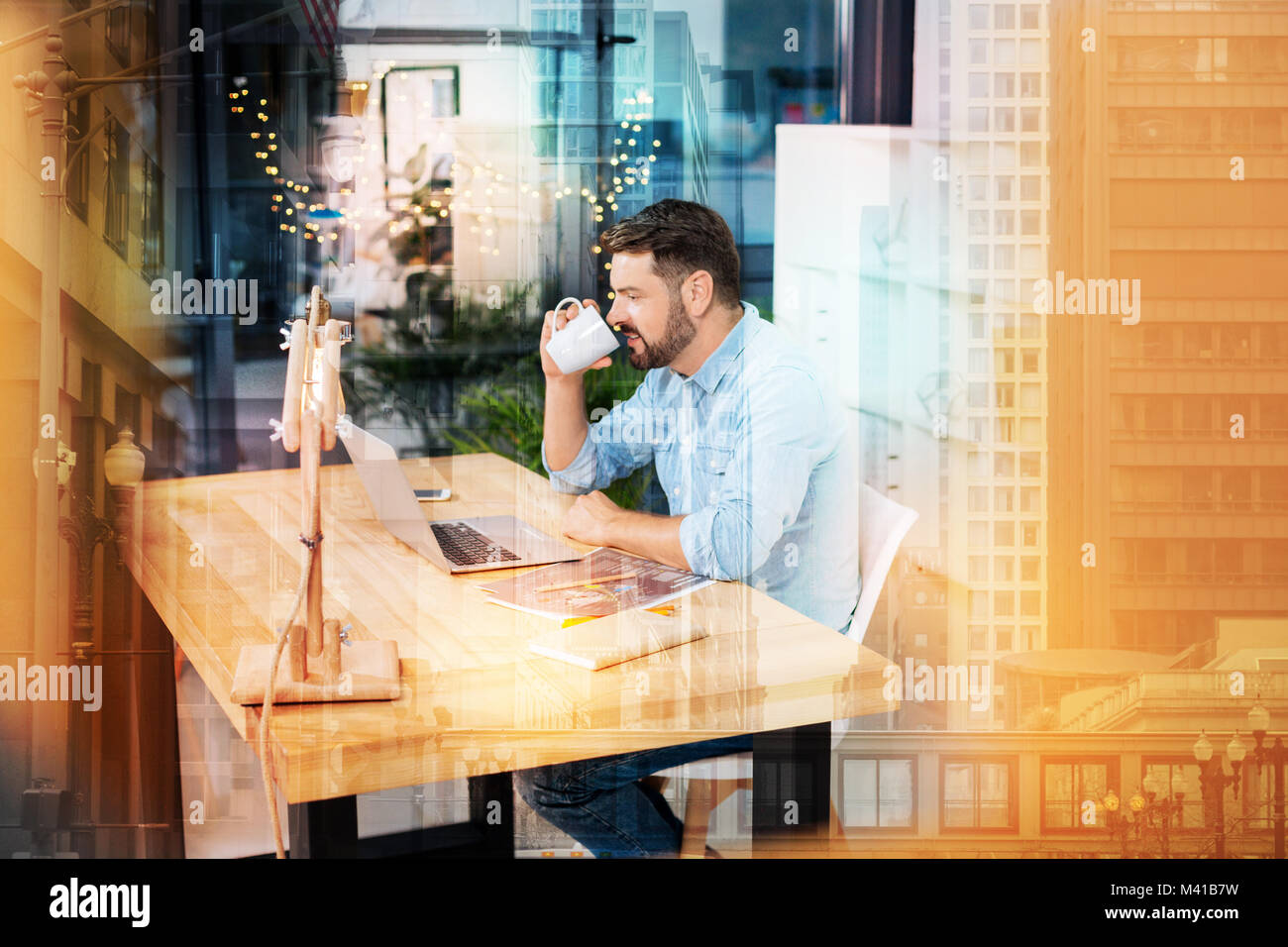 Qualified employee hi-res stock photography and images - Alamy