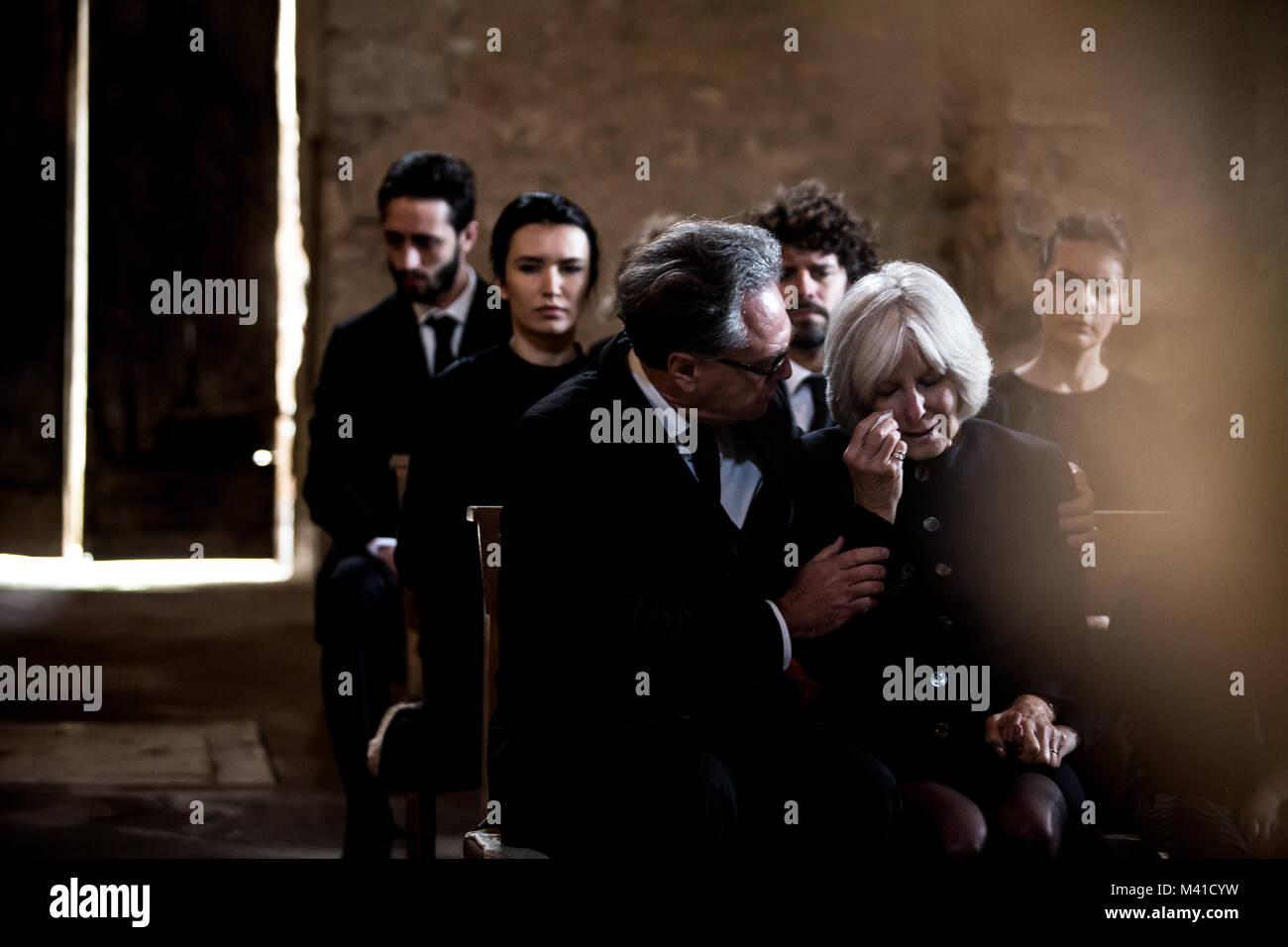 Funeral hi-res stock photography and images - Alamy