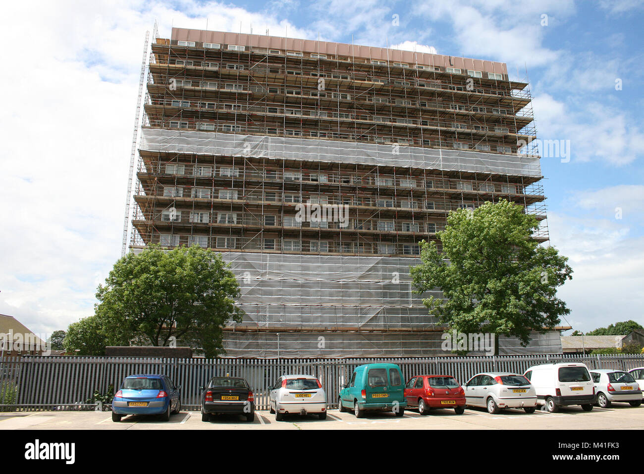 Tower block damp hi-res stock photography and images - Alamy