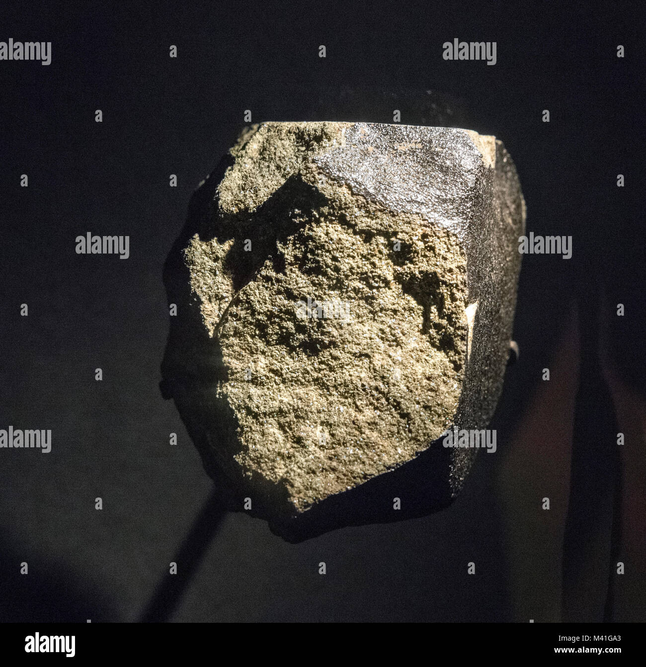 Meteorite rock hi-res stock photography and images - Alamy