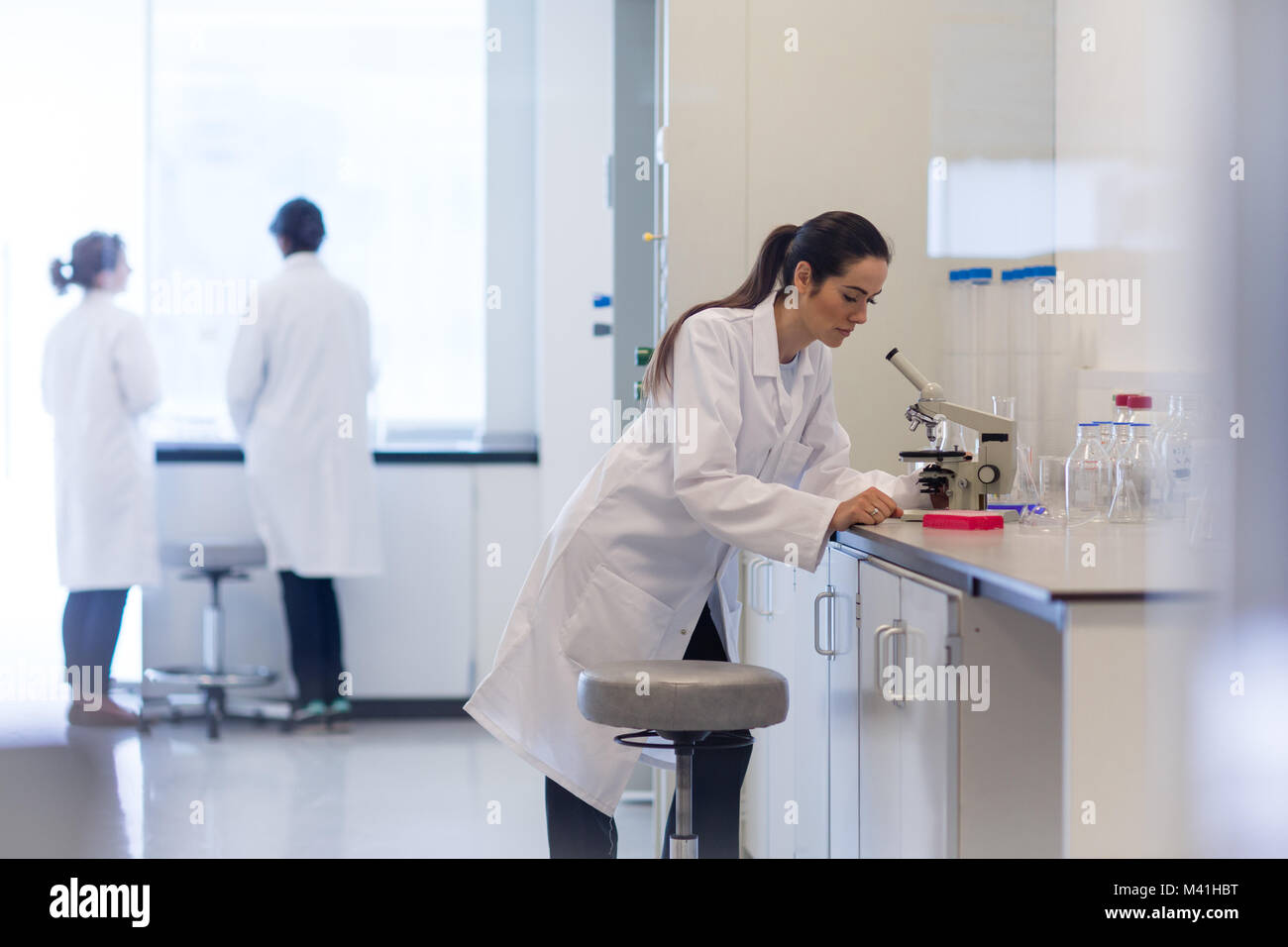 Microscope sample hi-res stock photography and images - Alamy