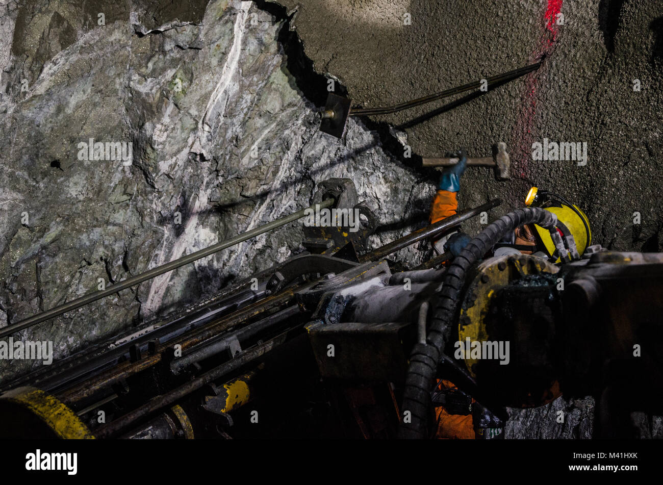 Mechanic of mining machines Stock Photo - Alamy
