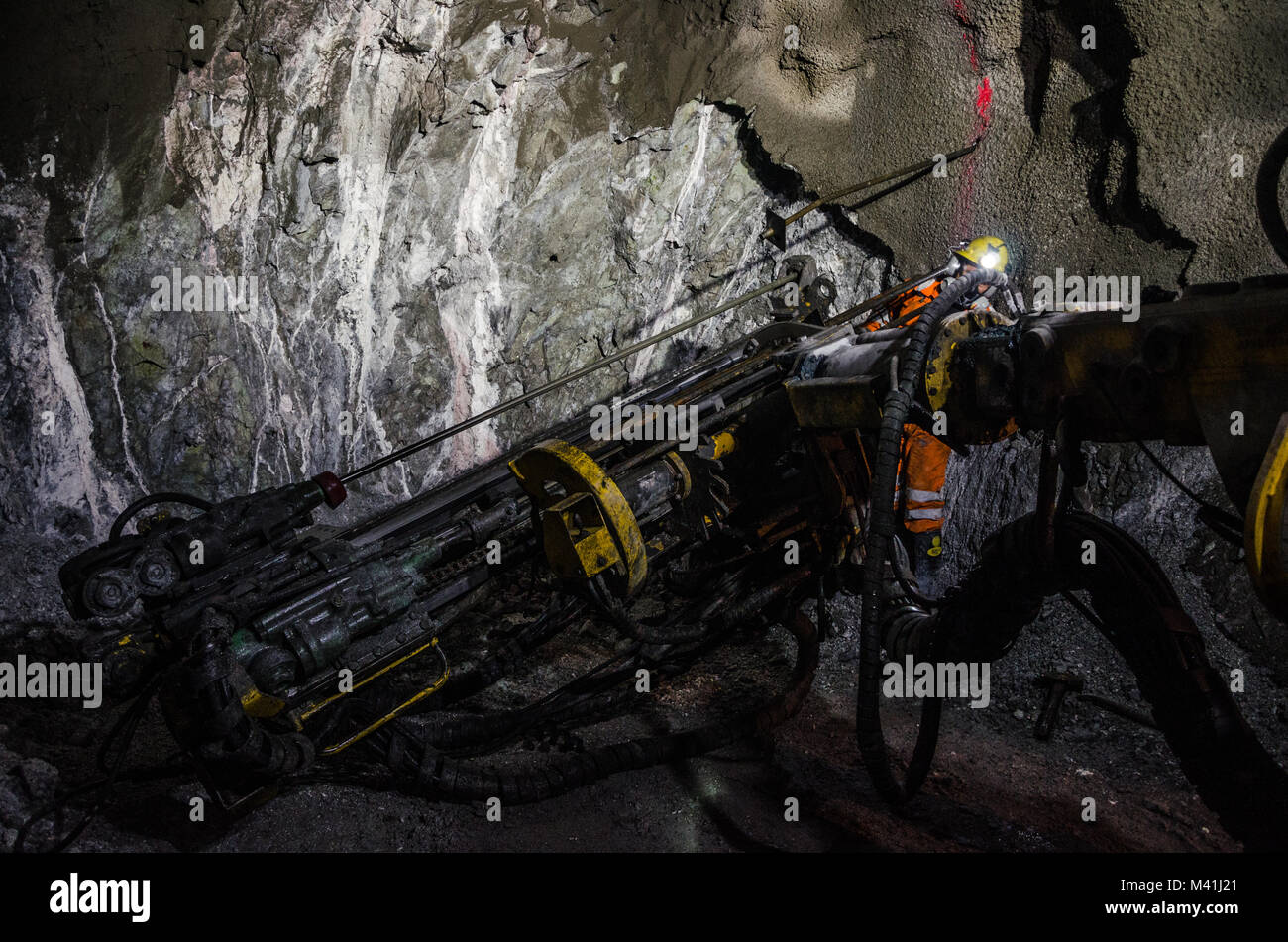 Mechanic of mining machines Stock Photo - Alamy