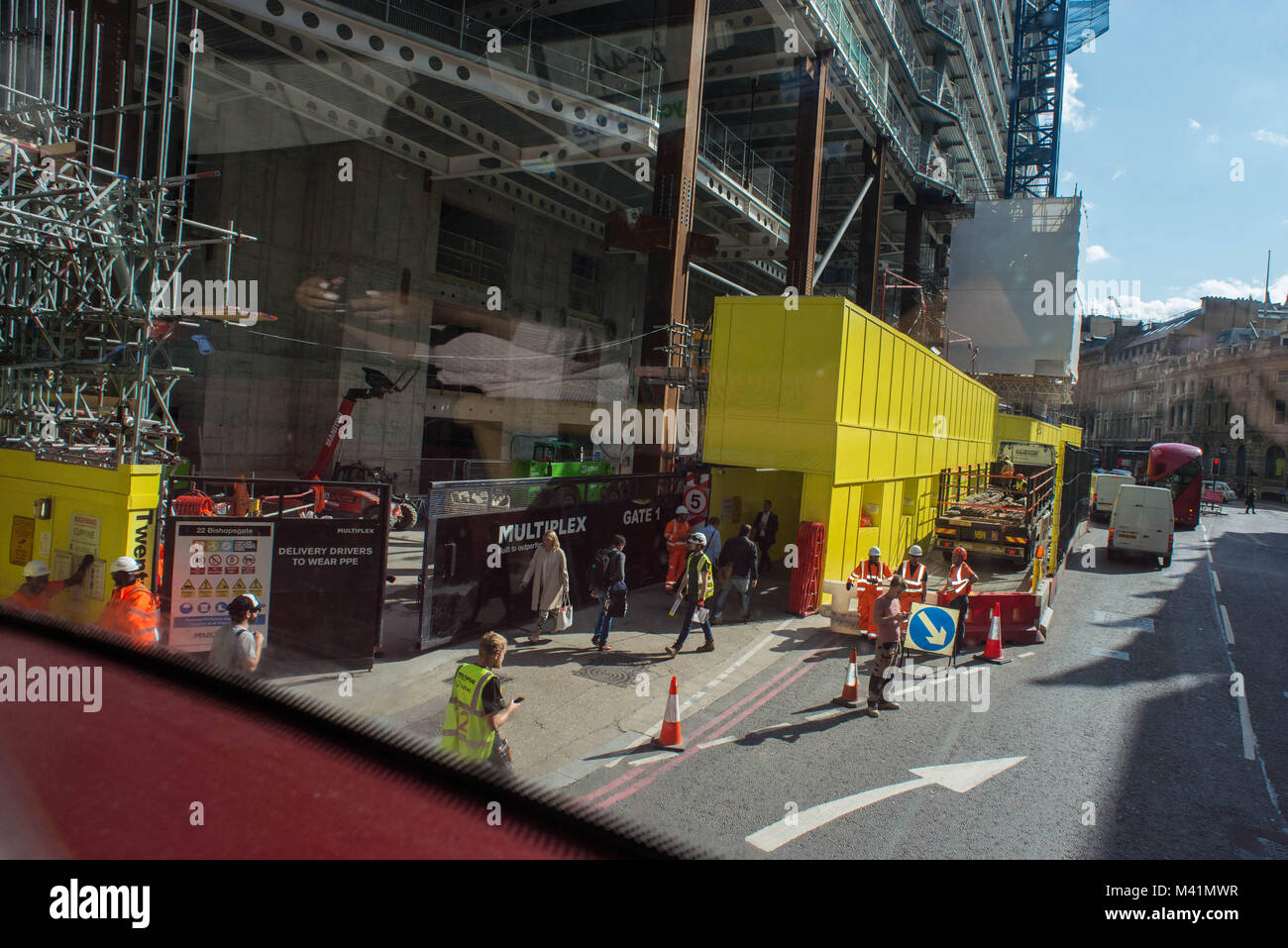 Bus construction workers hi-res stock photography and images - Alamy