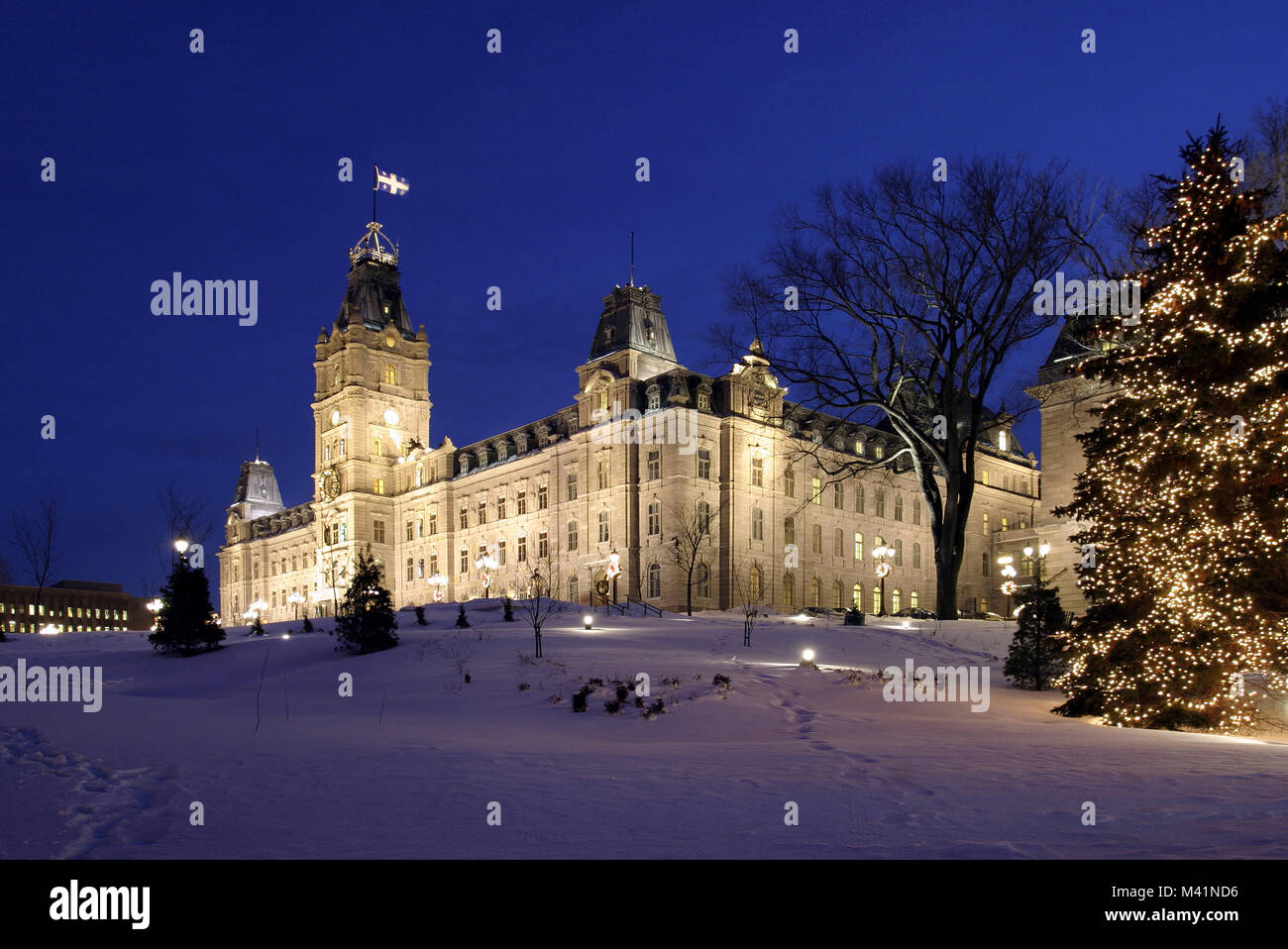 Parliament of quebec province hi-res stock photography and images - Alamy