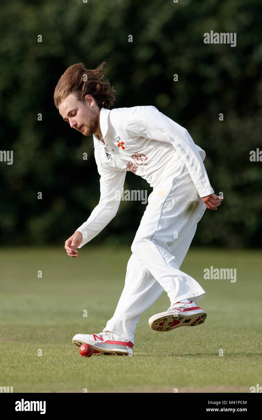 Fielder hi-res stock photography and images - Alamy