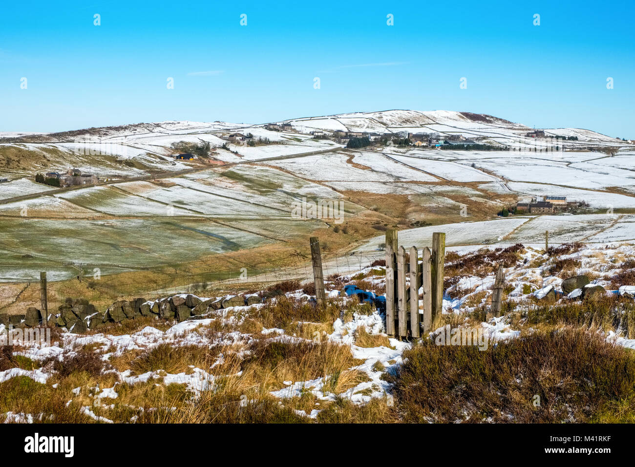 Flash, Britain's highest village, Peak District National Park,winter ...