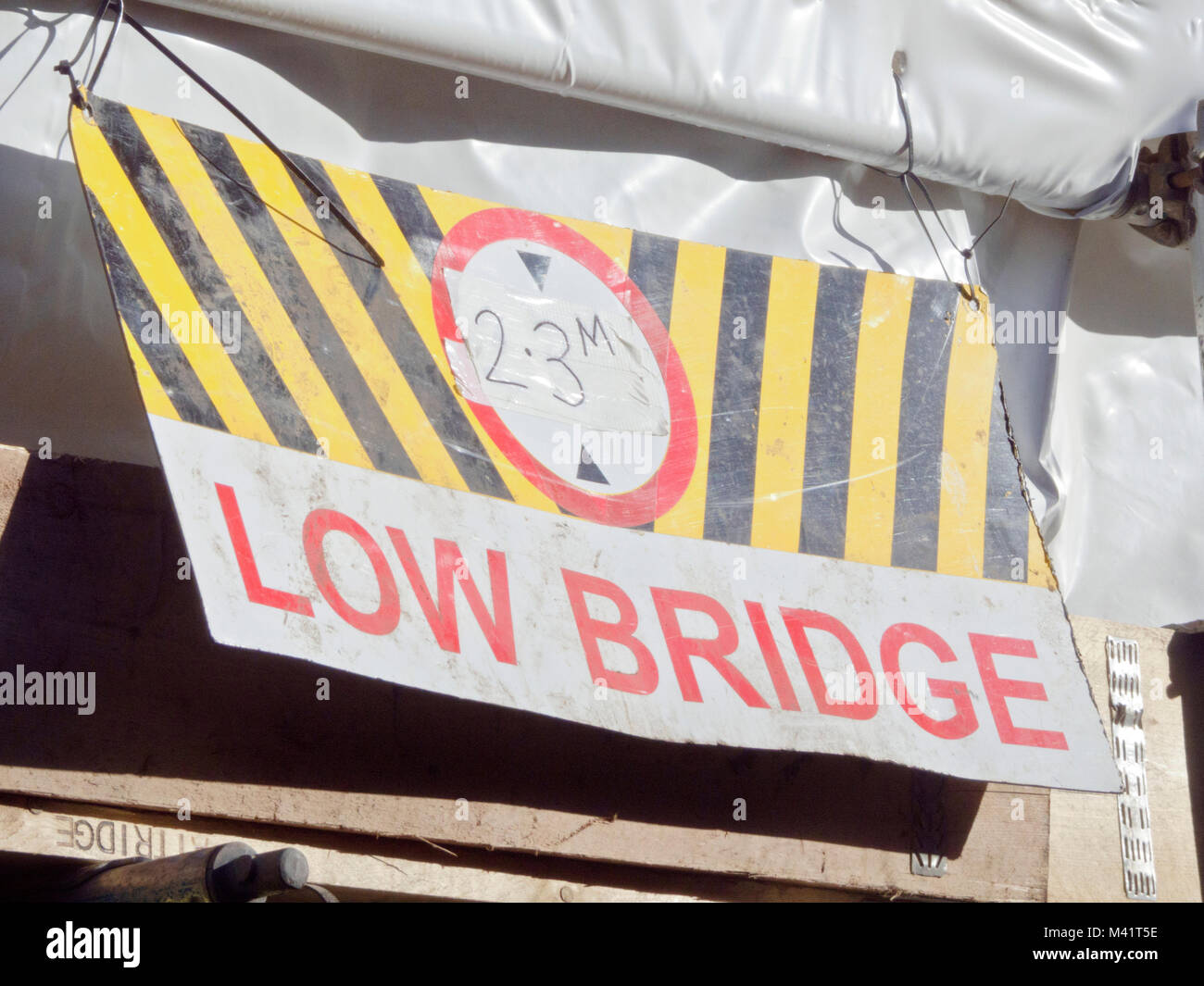 Height Restriction Sign High Resolution Stock Photography and Images ...