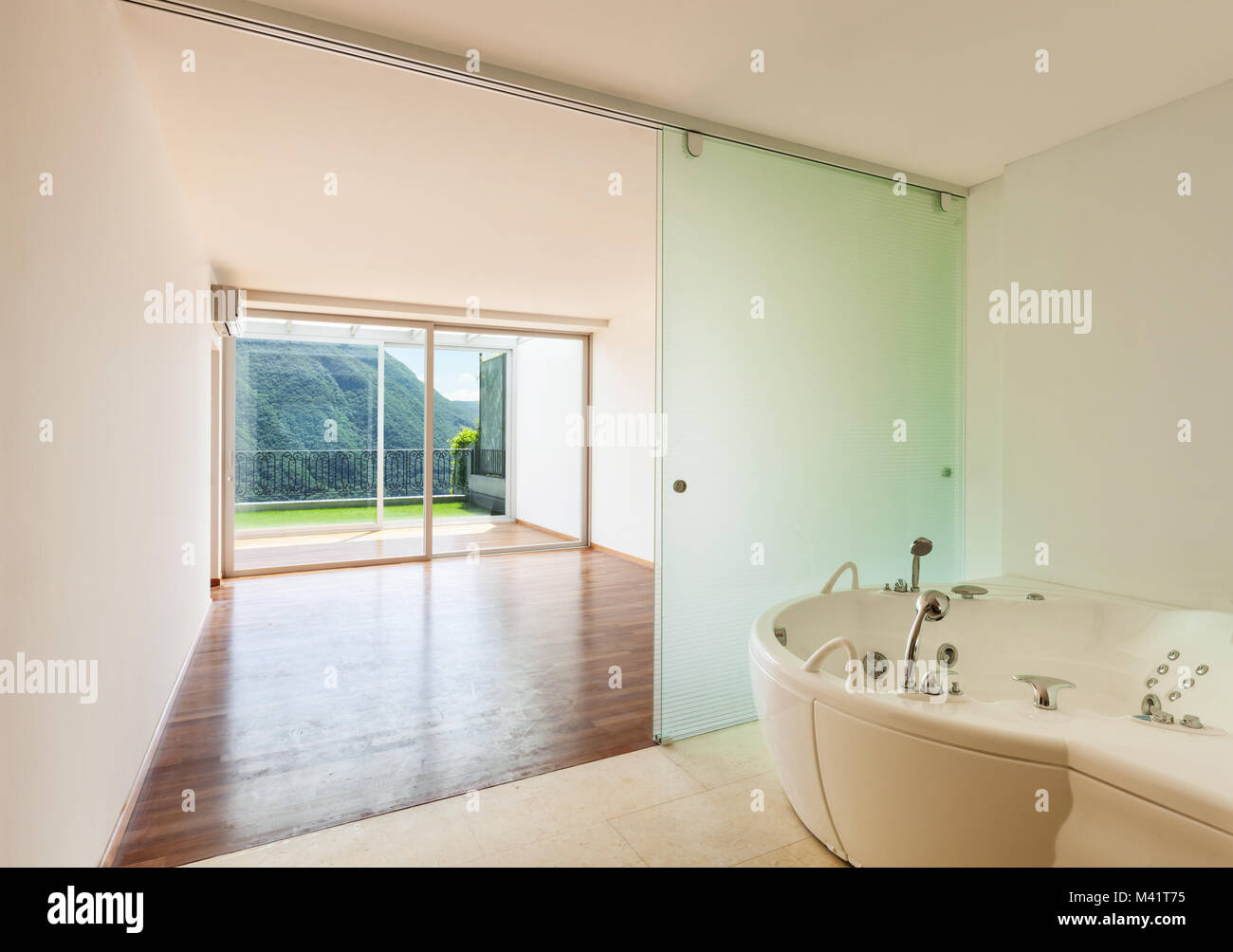 Empty indoor jacuzzi window hi-res stock photography and images - Alamy