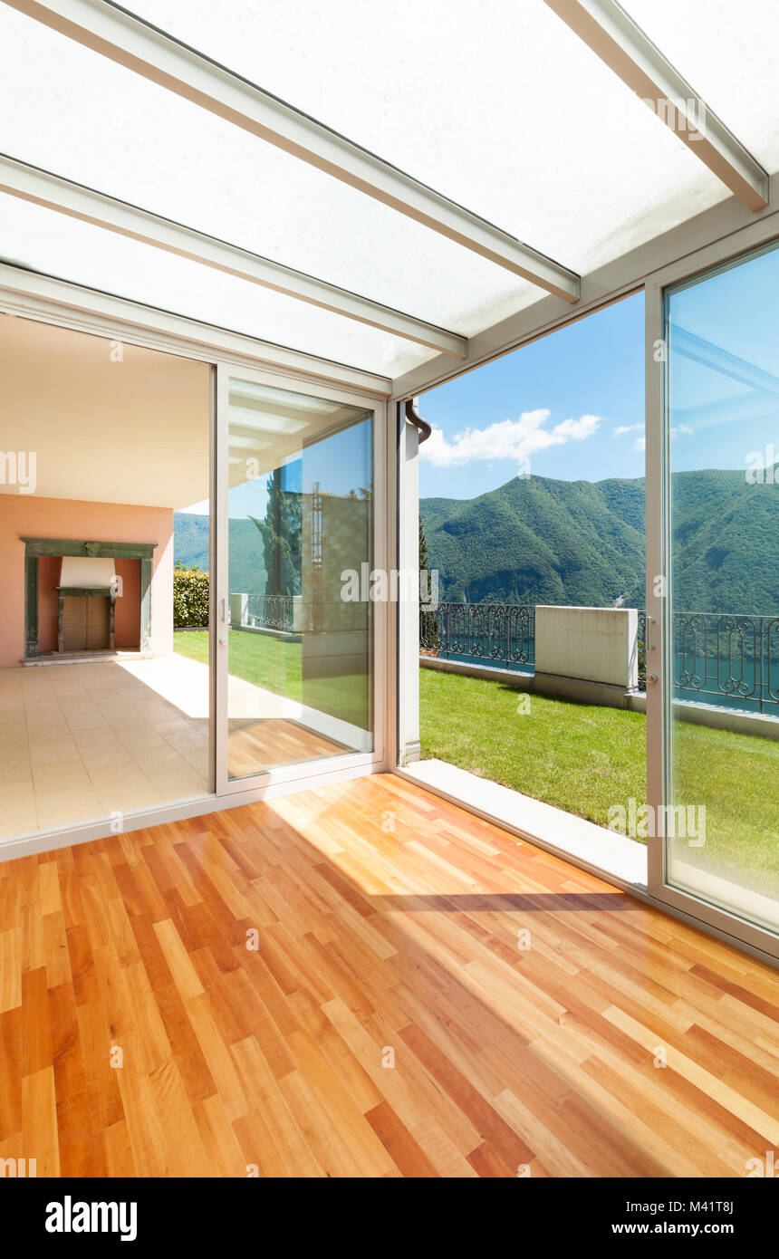 Apartment terrace garden hi-res stock photography and images - Alamy