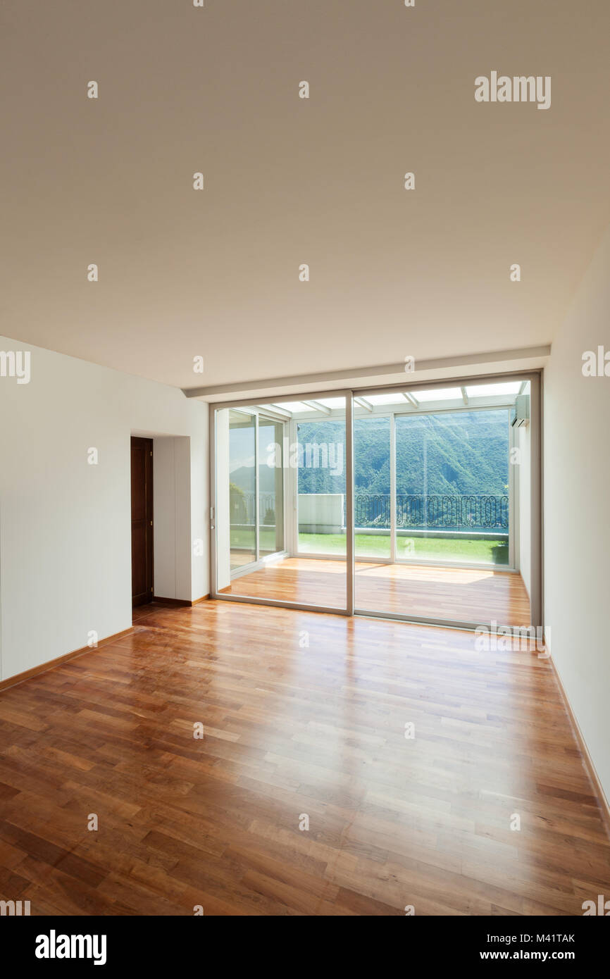 Empty floor modern garden hi-res stock photography and images - Alamy