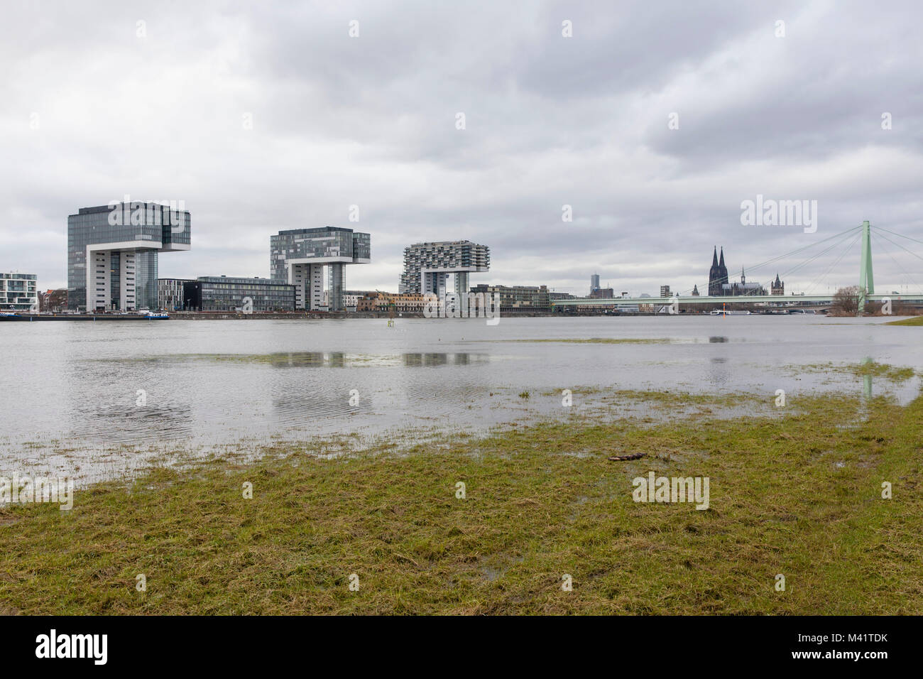 Rhein flood hi-res stock photography and images - Alamy