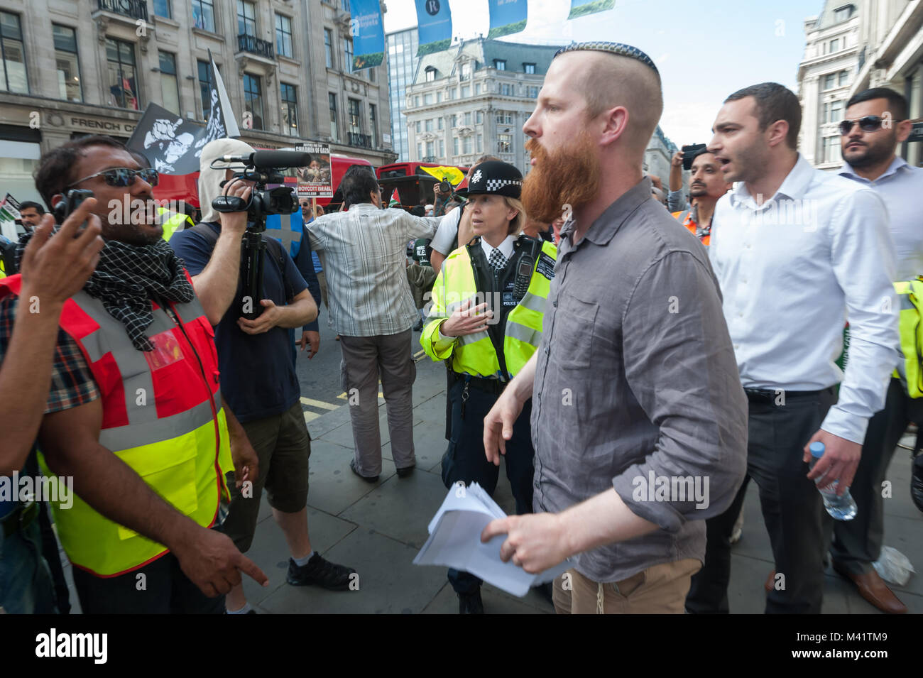 A Jewish protester who was handing out leafletssying ths Israel had ...