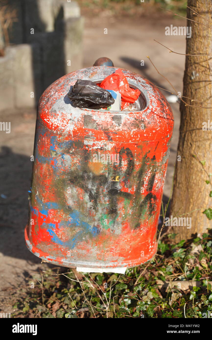 Old Red metal Trash Can Stock Photo - Alamy