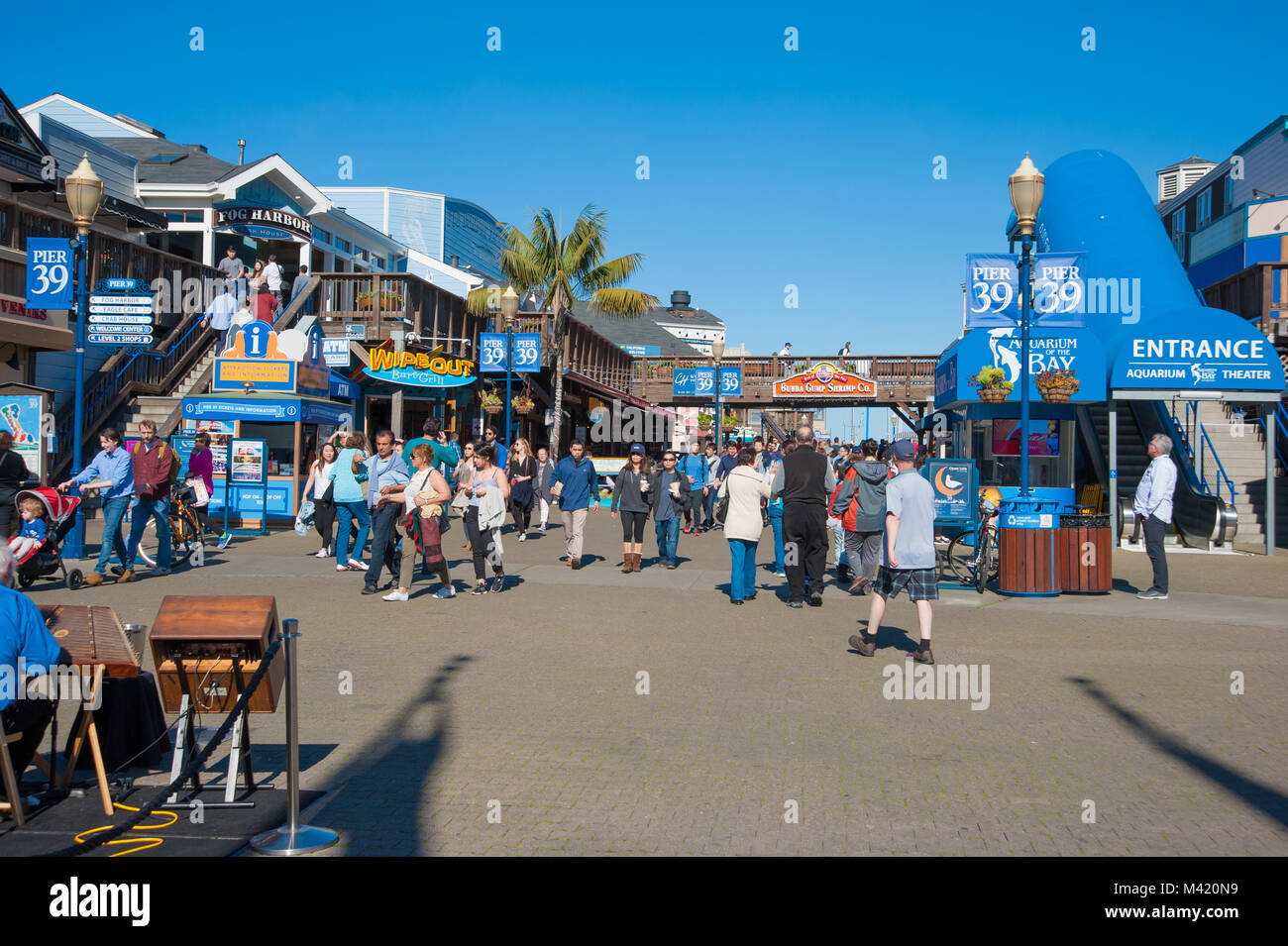 Pier 39 hi-res stock photography and images - Alamy