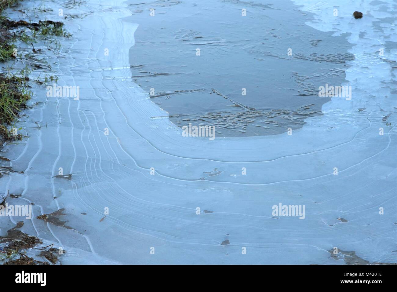 Curves in nature hi-res stock photography and images - Alamy