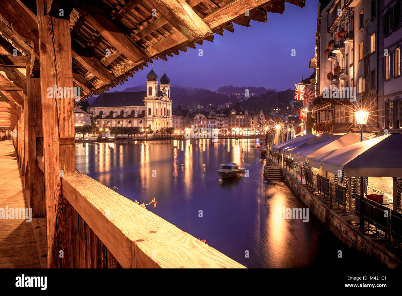 Old chapel bridge hi-res stock photography and images - Alamy