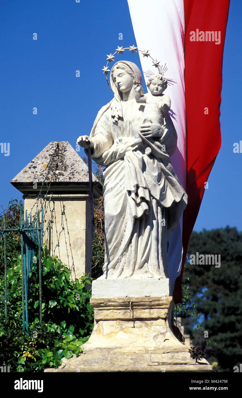 Maria statue hi-res stock photography and images - Alamy