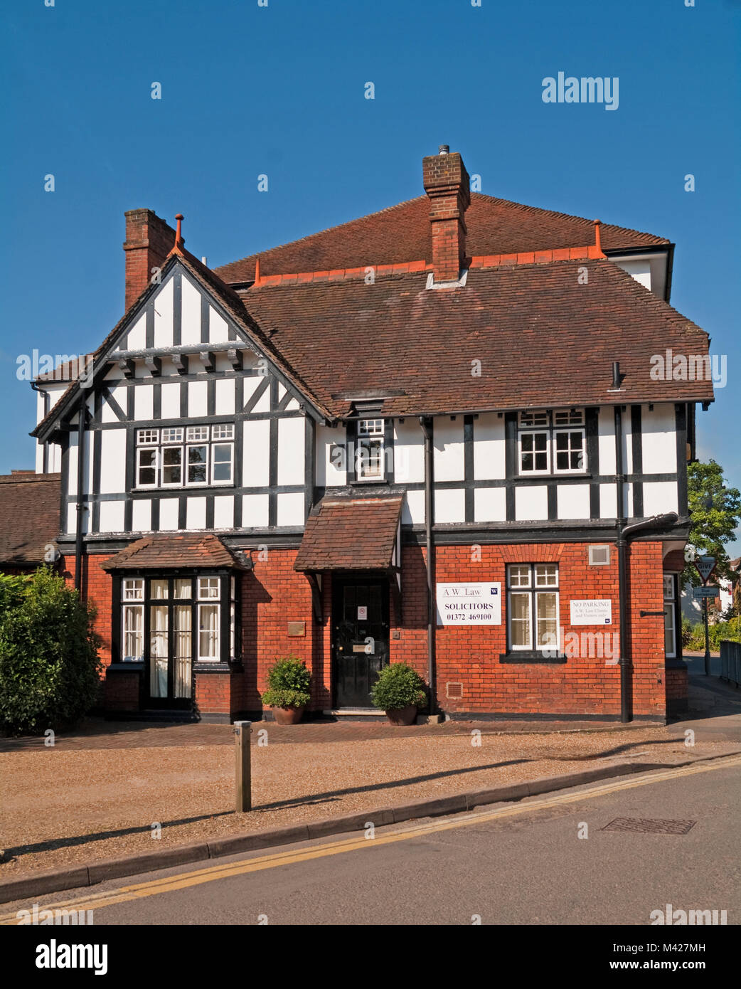 Esher surrey hi-res stock photography and images - Alamy