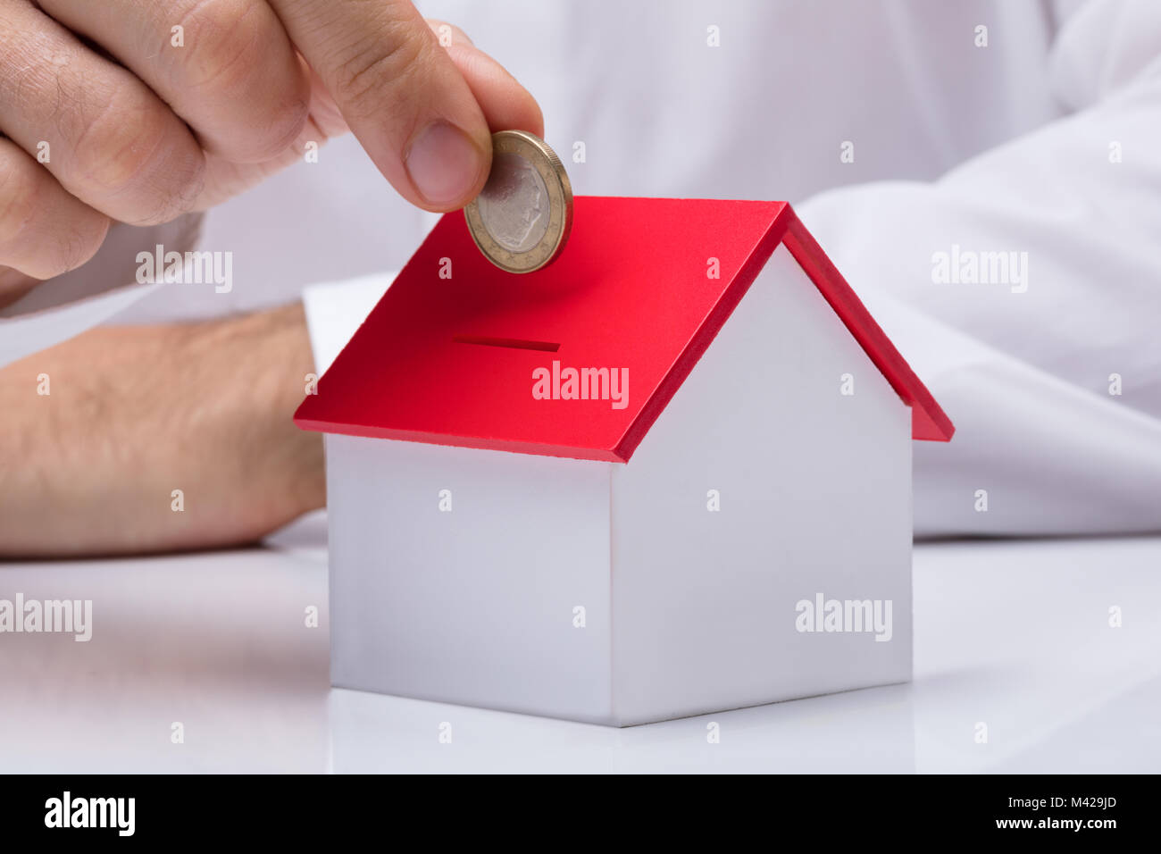 Putting your house on the market hi-res stock photography and images ...