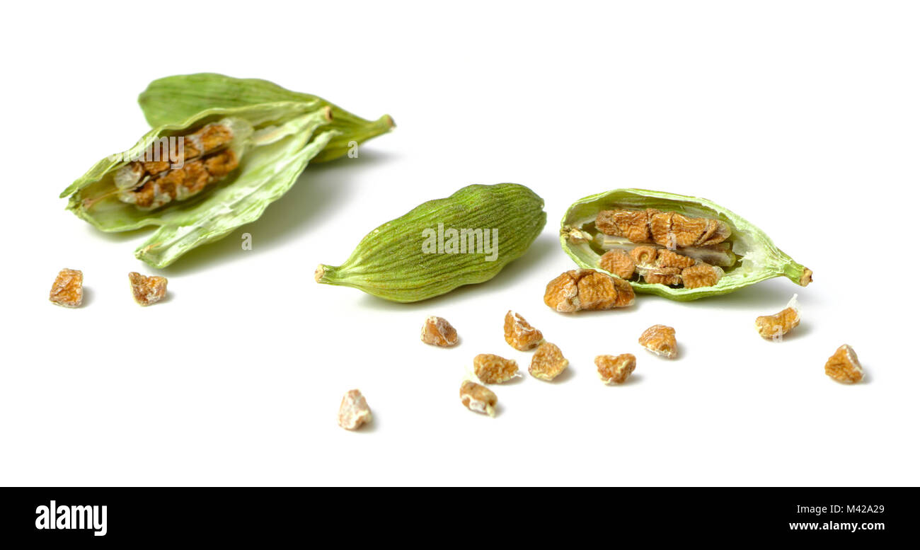 dried cardamom seeds isolated on white background Stock Photo - Alamy