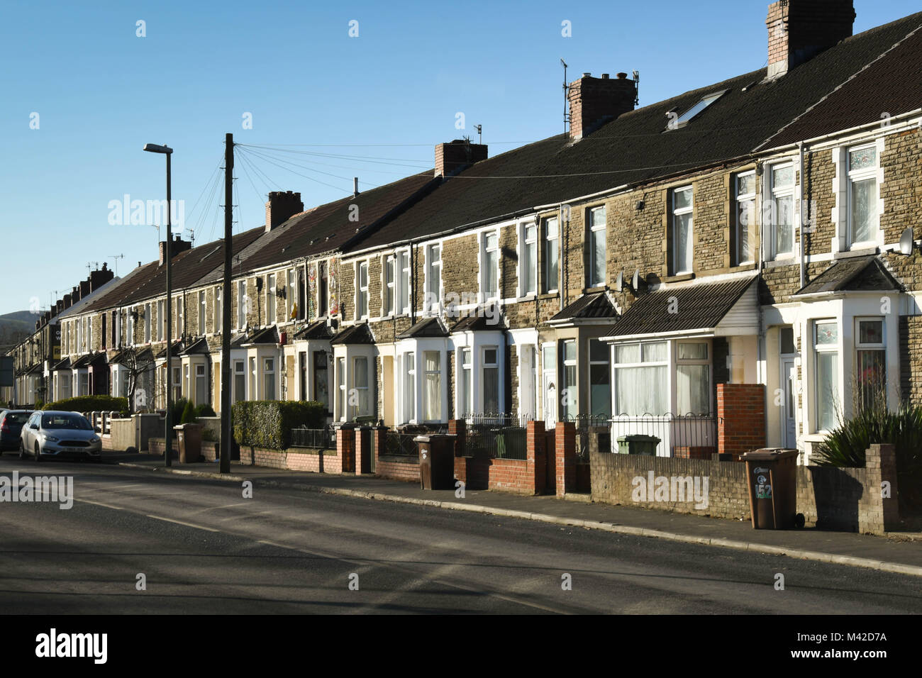 A row of traditional terraced homes Stock Photo - Alamy