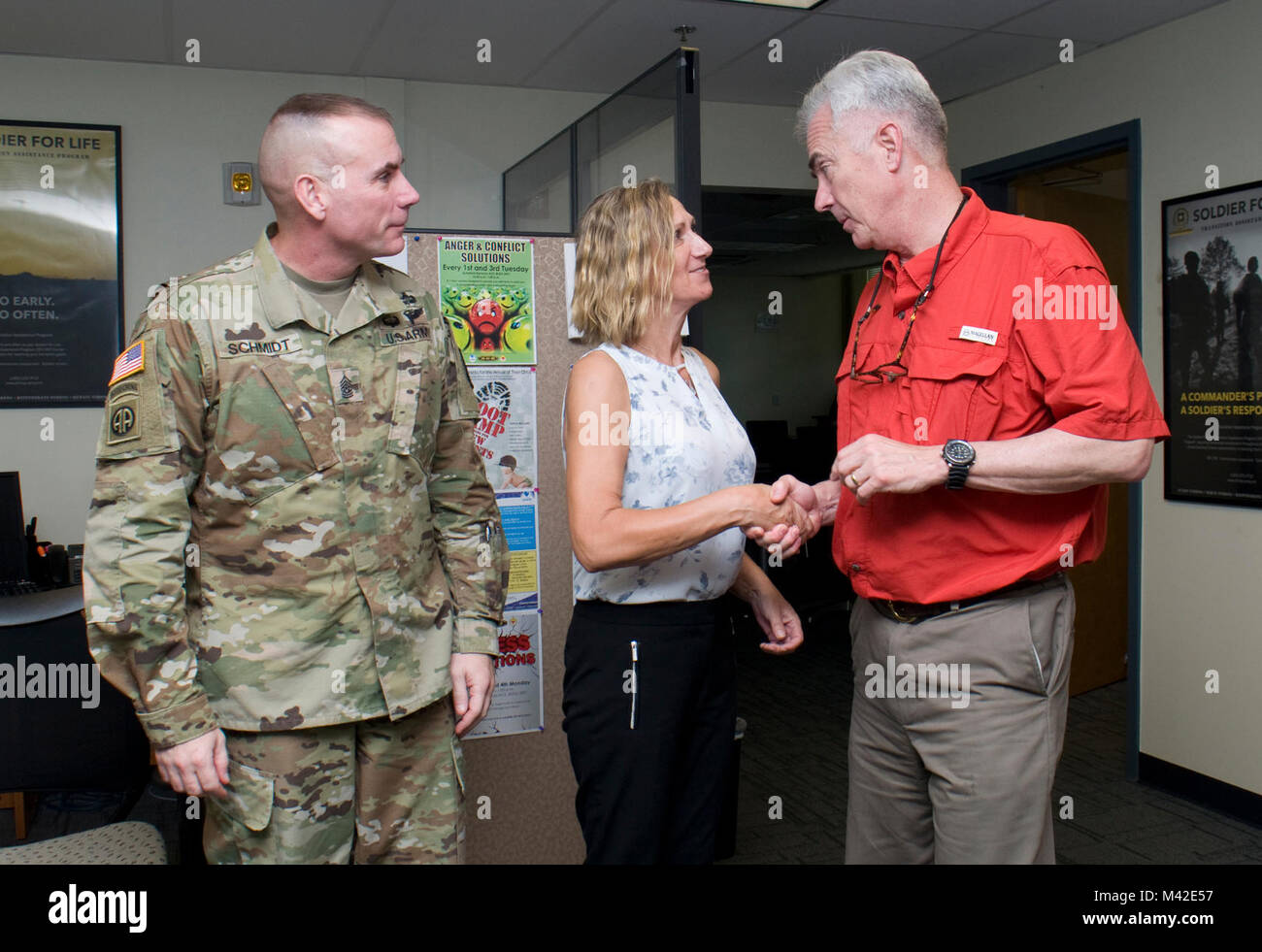 Garrison hawaii hi-res stock photography and images - Alamy