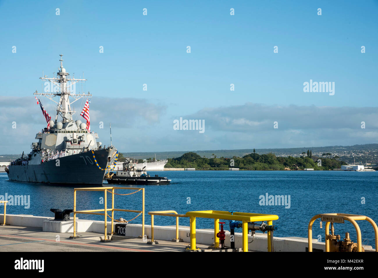 HARBOR-- (Feb. 09, 2018) The guided-missile destroyer USS Hopper (DDG ...