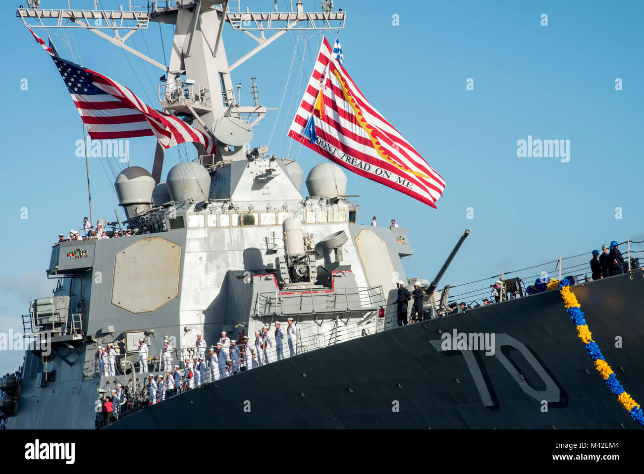 HARBOR-- (Feb. 09, 2018) The guided-missile destroyer USS Hopper (DDG ...