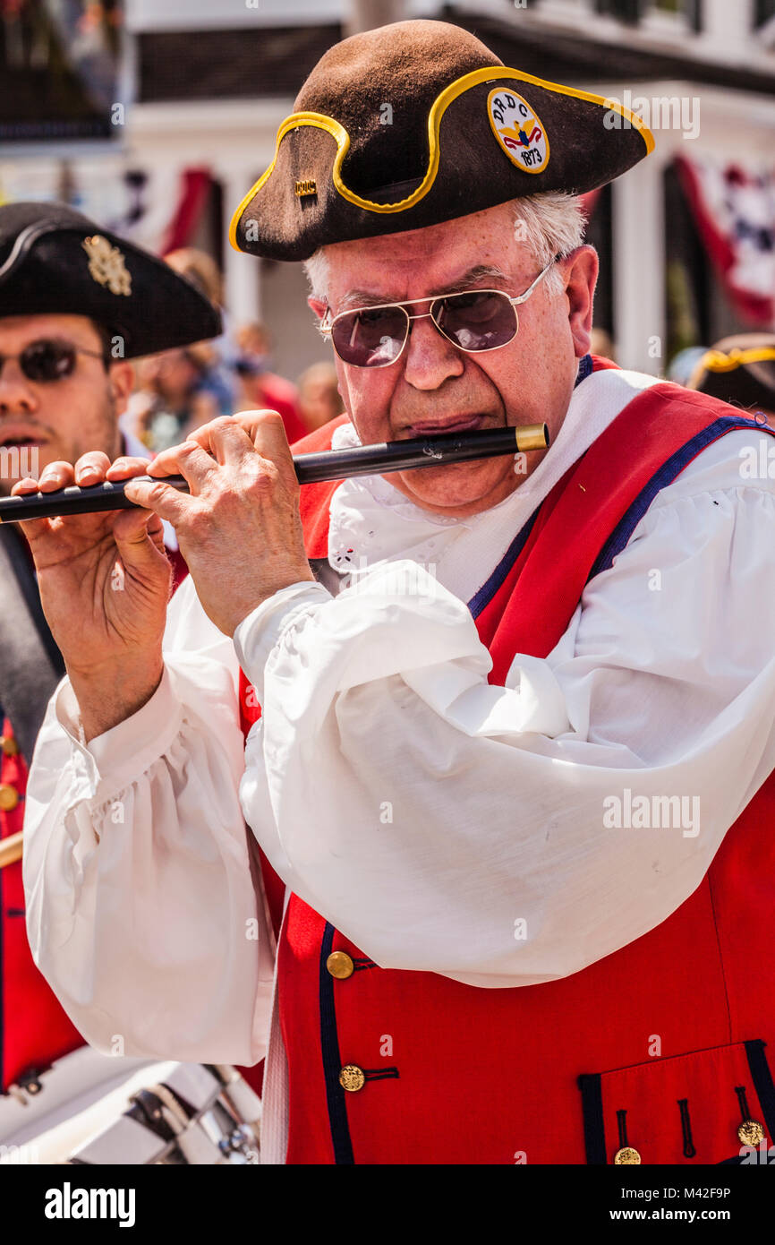 Muskets musket bayonet hi-res stock photography and images - Alamy