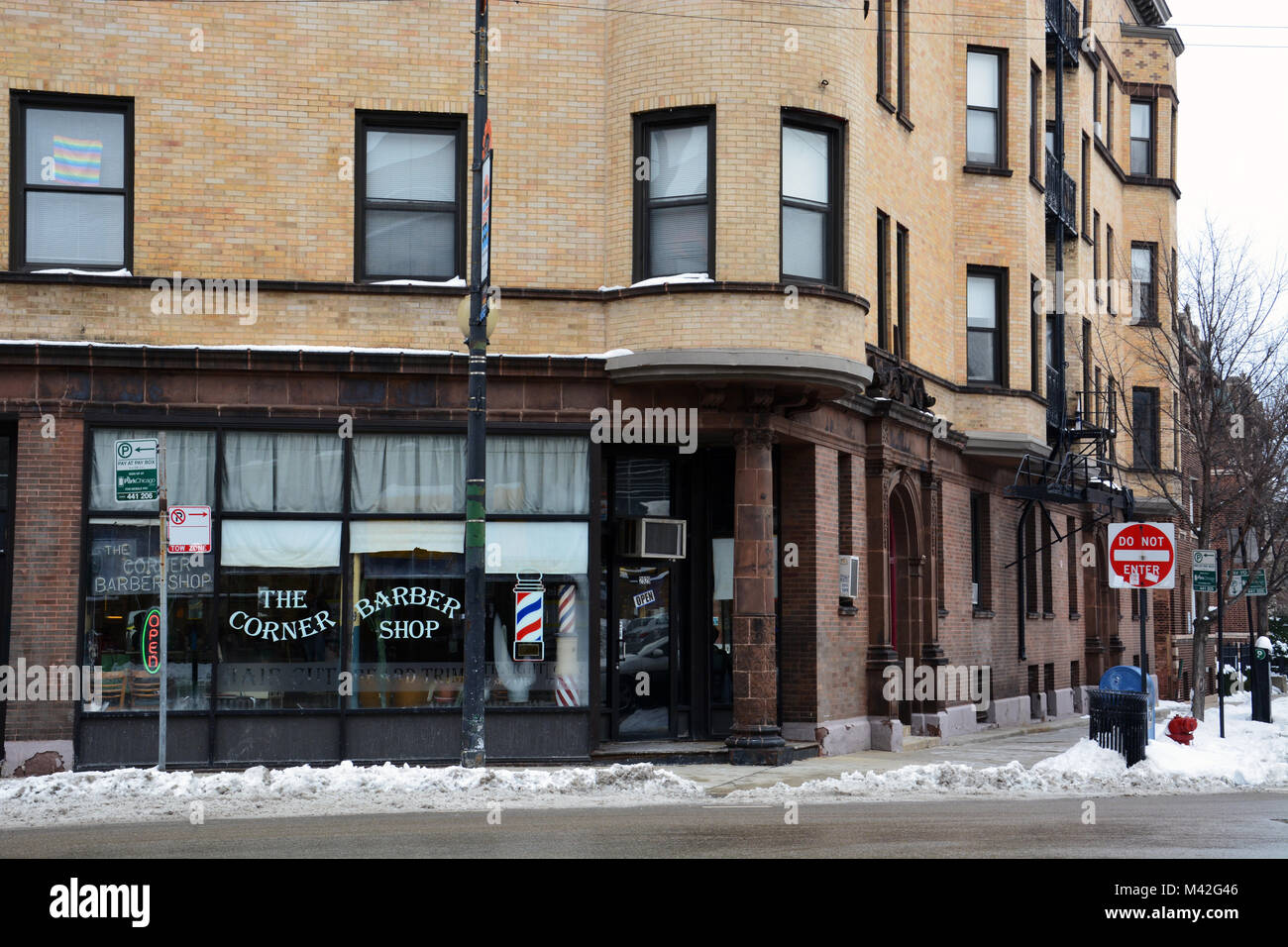 North america barber shop hi-res stock photography and images - Alamy