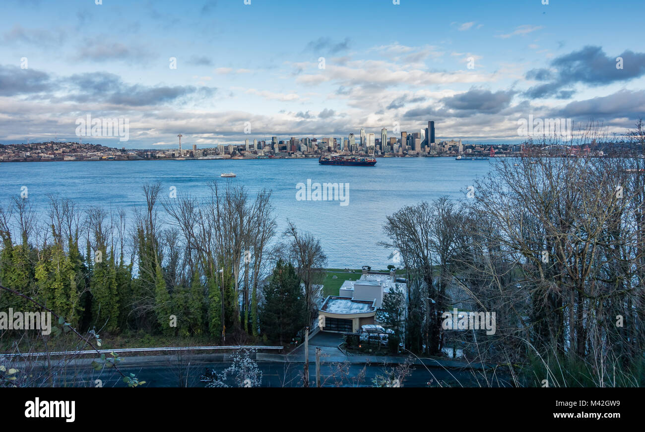 A view of the Seattle skyline Stock Photo - Alamy
