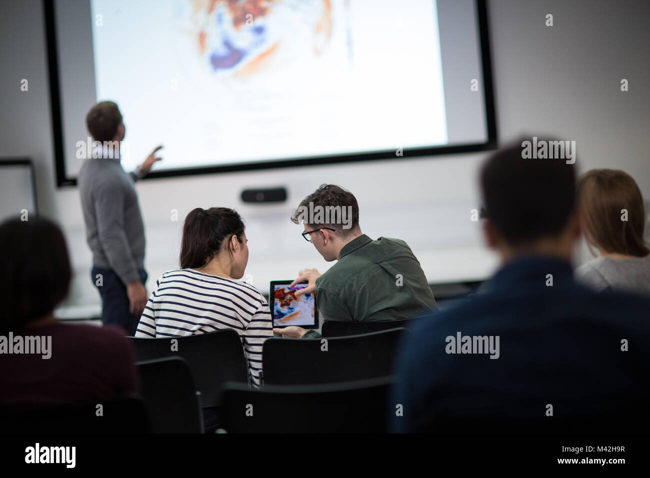 Lecture hall students hi-res stock photography and images - Alamy