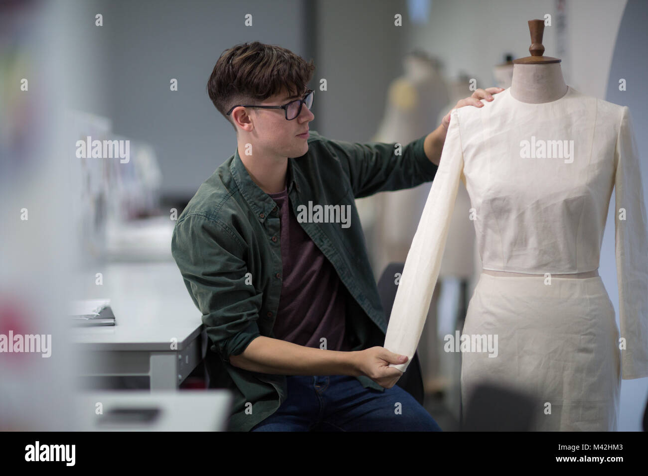 Fashion student dummy hi-res stock photography and images - Alamy