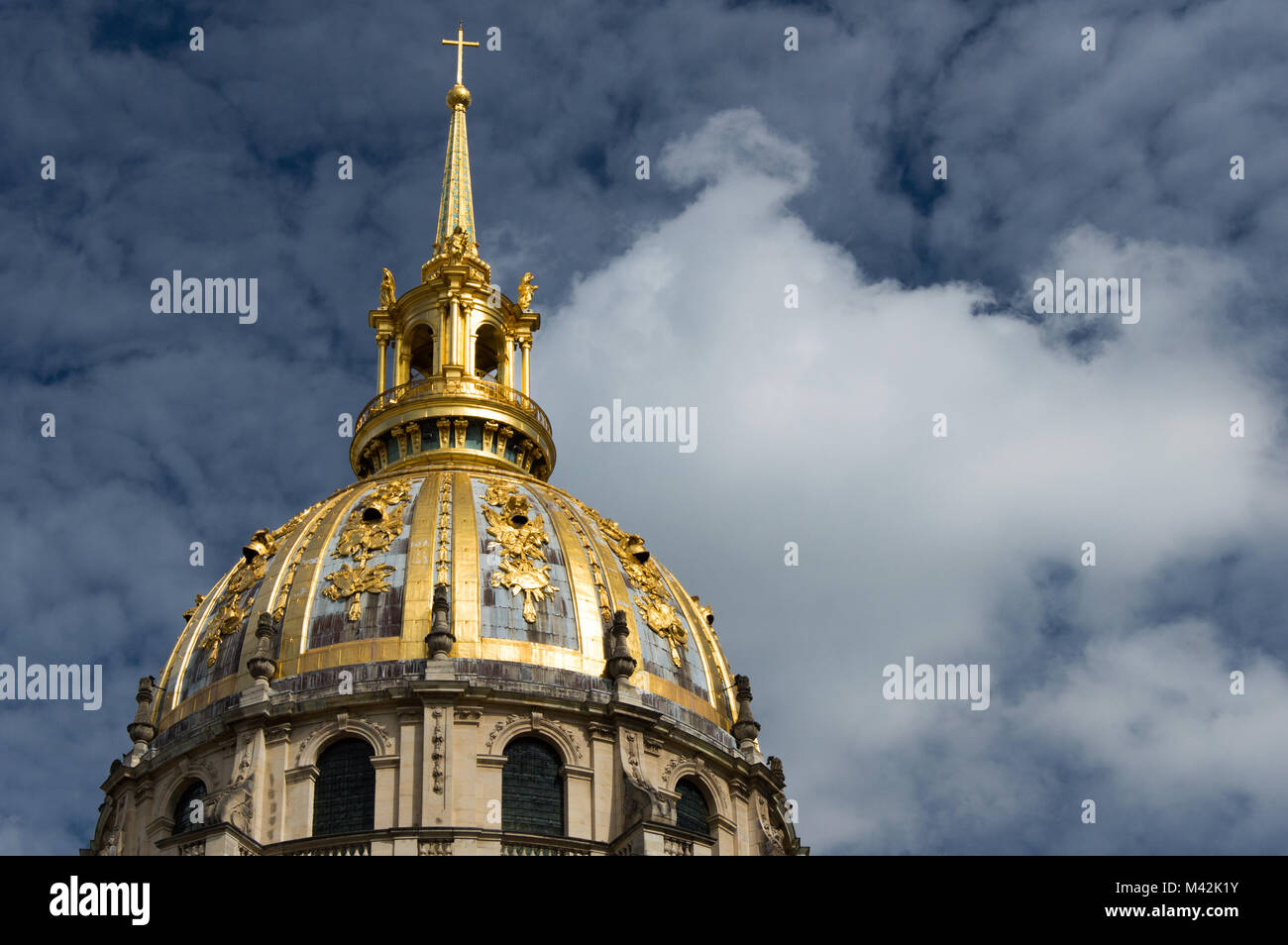 Hospital les invalides Paris Stock Photo - Alamy