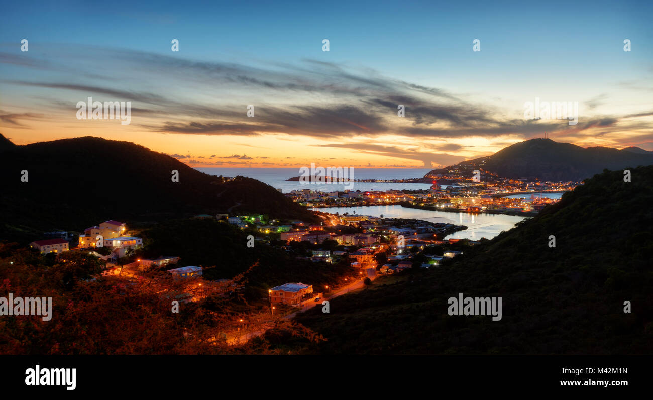 Dawn beach and sint maarten hi-res stock photography and images - Alamy