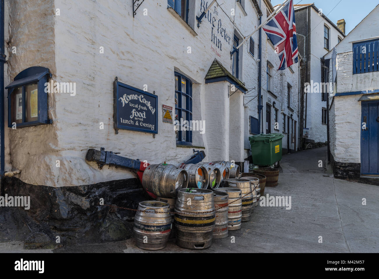 The blue peter inn hi-res stock photography and images - Alamy