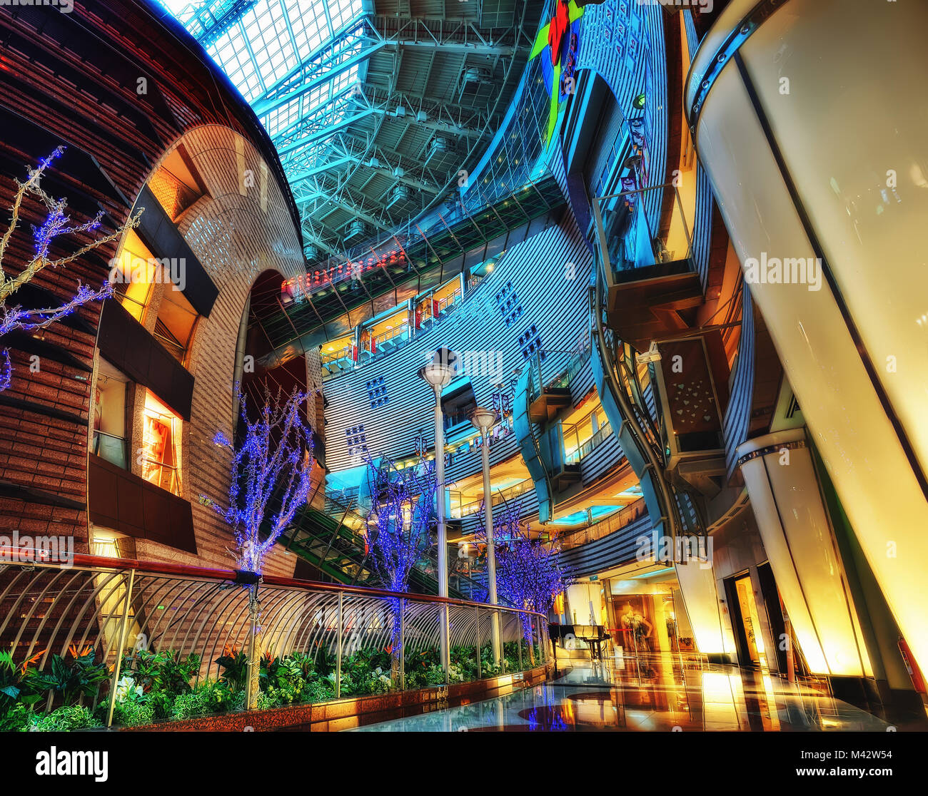 Taipei taiwan ximending shop hi-res stock photography and images - Alamy