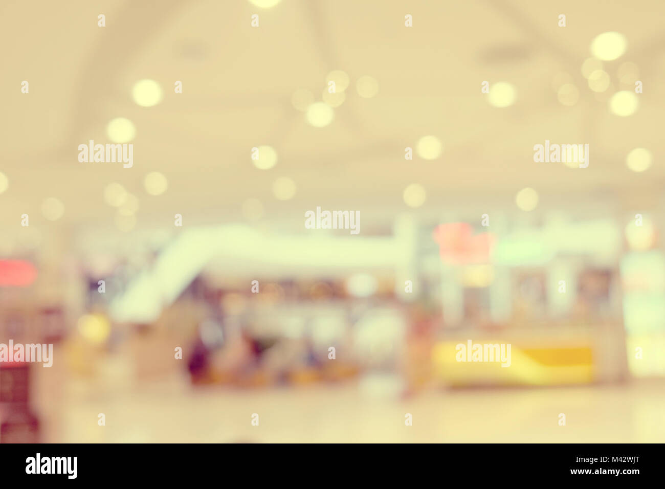 Supermarket blurred background Stock Photo - Alamy