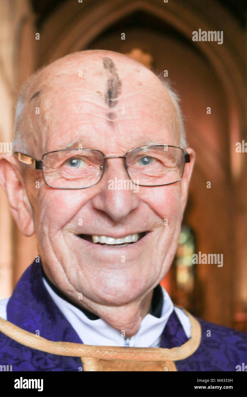 Ash cross on forehead hi-res stock photography and images - Alamy