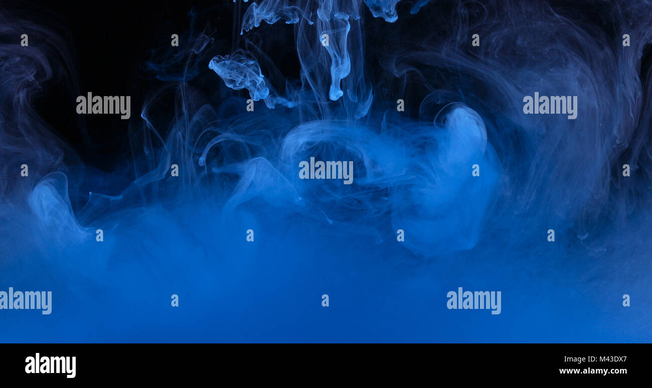 Dynamic blue shapes hi-res stock photography and images - Alamy