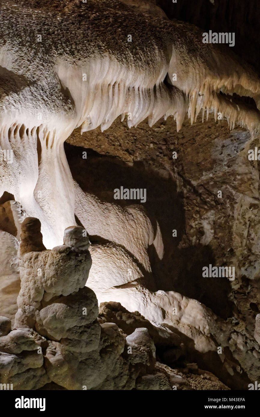 Stock Photo - Fig Tree Cave, Wombeyan Caves, Wombeyan Karst ...