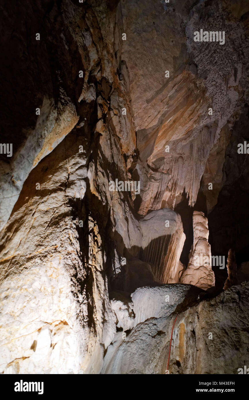 Stock Photo - Fig Tree Cave, Wombeyan Caves, Wombeyan Karst ...