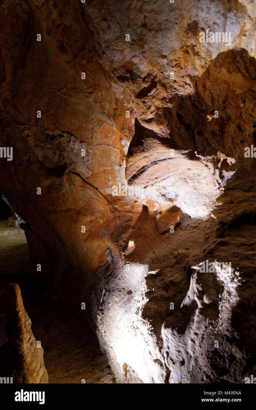 Wombeyan karst hi-res stock photography and images - Alamy