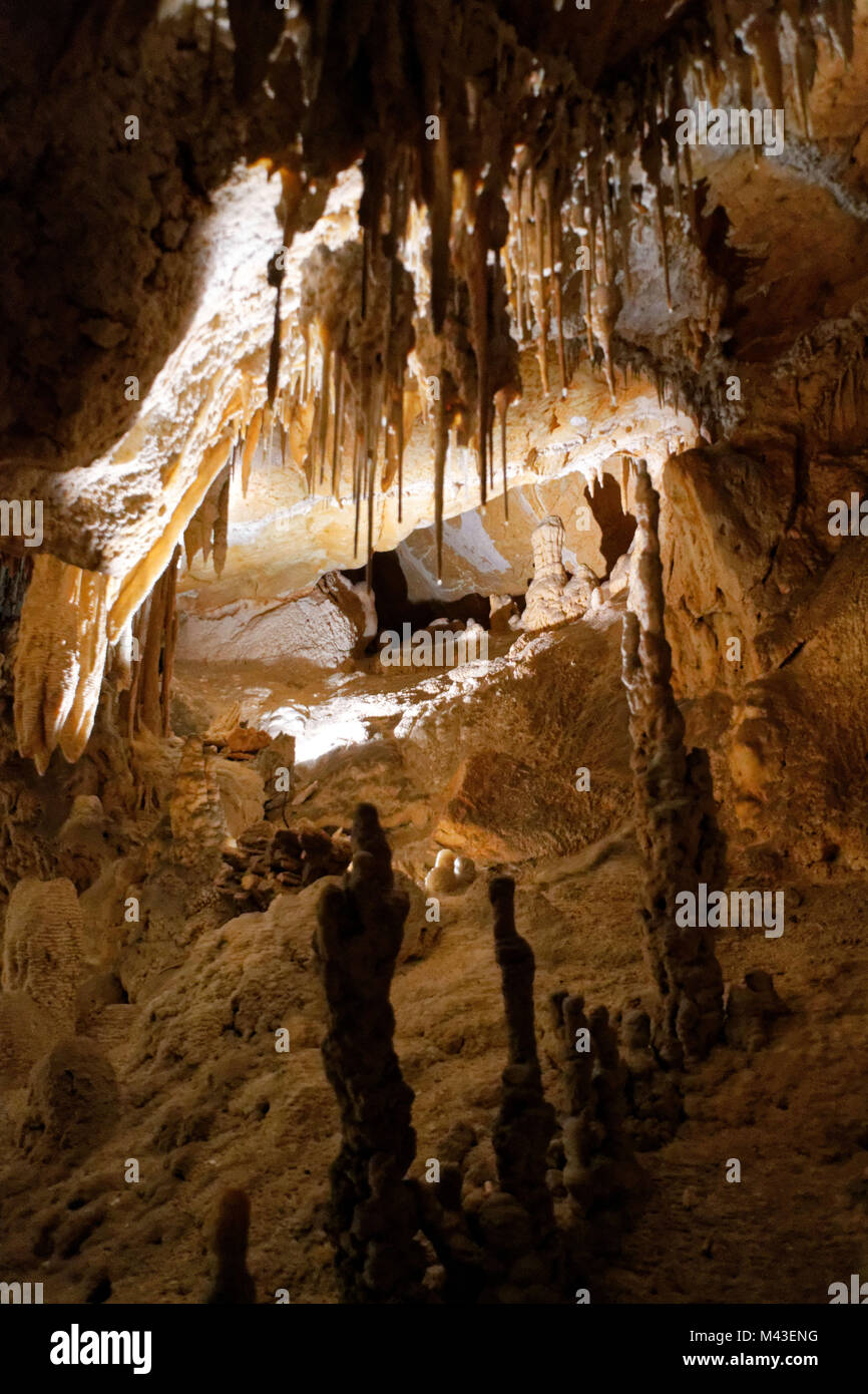 Stock Photo - Mulwaree Cave, Wombeyan Caves, Wombeyan Karst ...
