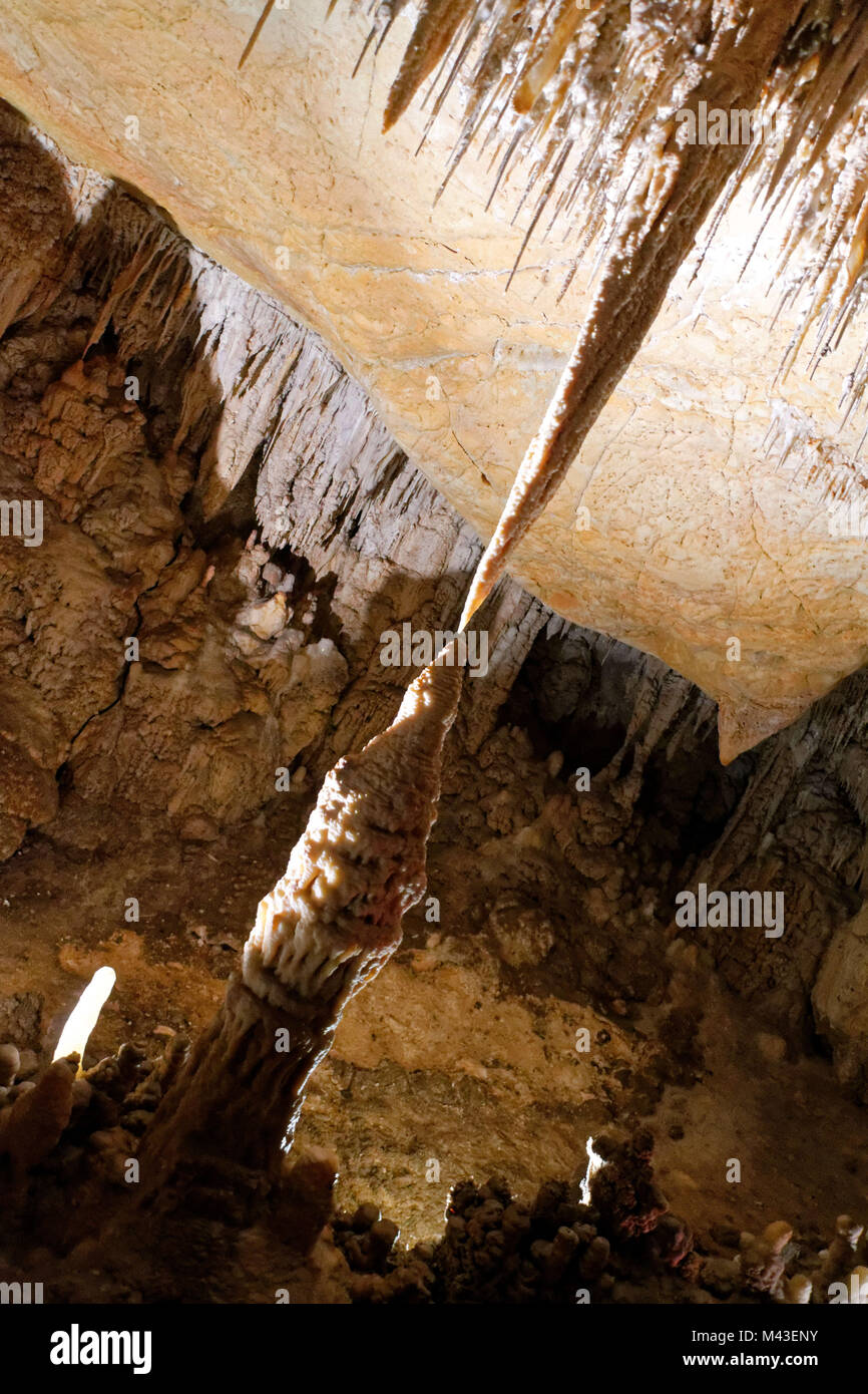 Stock Photo - Mulwaree Cave, Wombeyan Caves, Wombeyan Karst ...