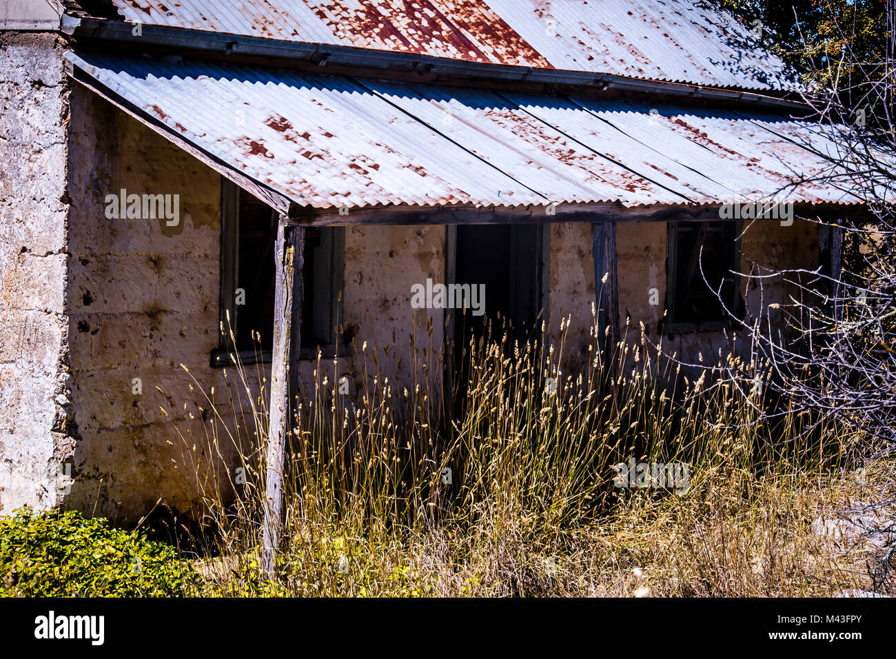 Stock Photo - Abandoned Farm House, Crookwell, New South Wales ...