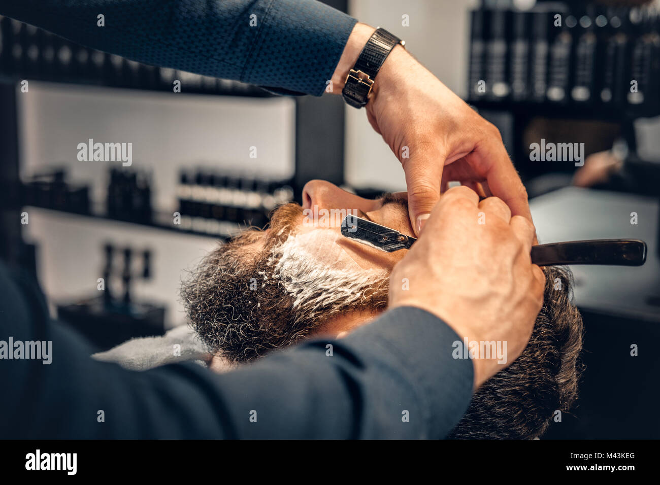 Shaving saloon hi-res stock photography and images - Alamy