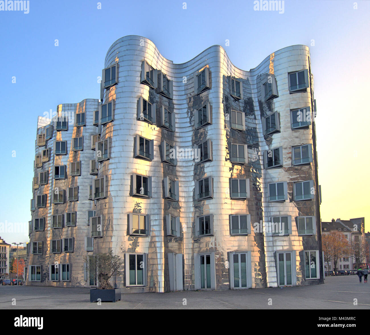gehry building with chrom facade Stock Photo - Alamy