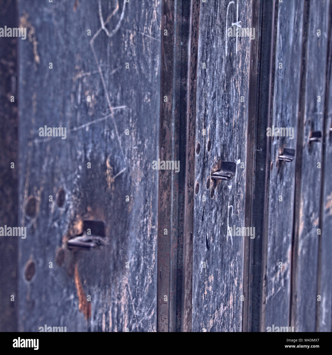 Old locker hi-res stock photography and images - Alamy
